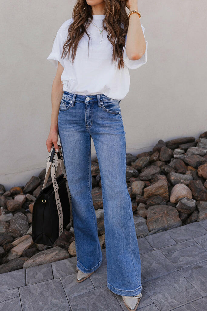 The It Jean! Wide Leg Kancan Jean | Non-Distressed Classic Denim ...